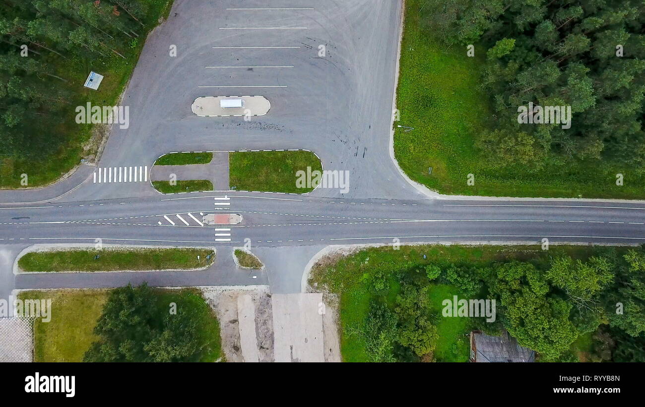Summer parking lot aerial hi-res stock photography and images - Alamy
