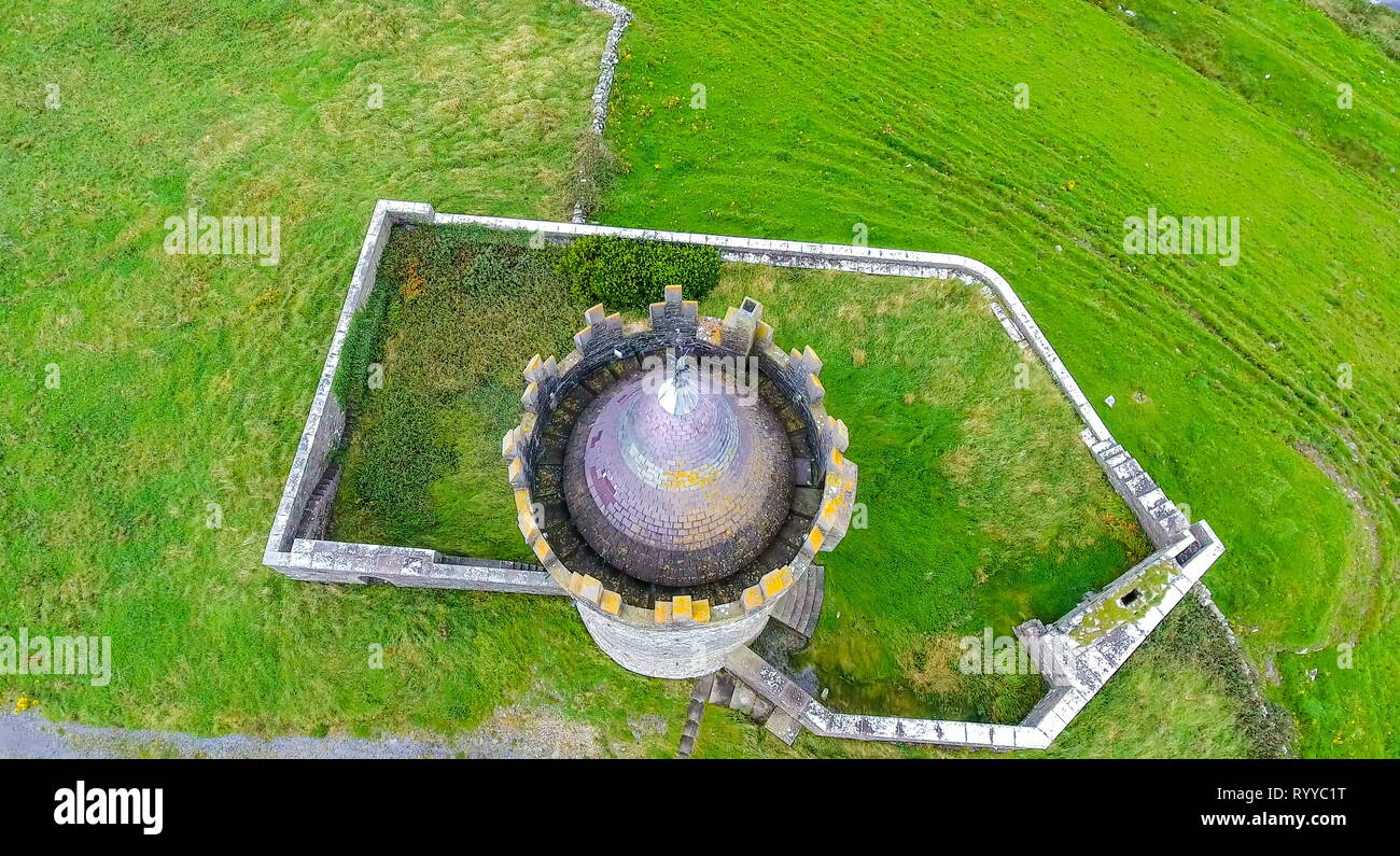 Ballinalacken castle hotel hi-res stock photography and images - Alamy