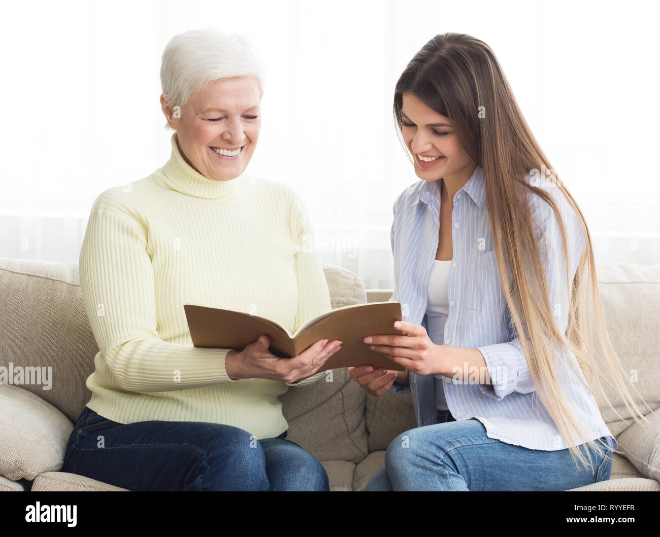 Senior office woman banking hi-res stock photography and images - Alamy