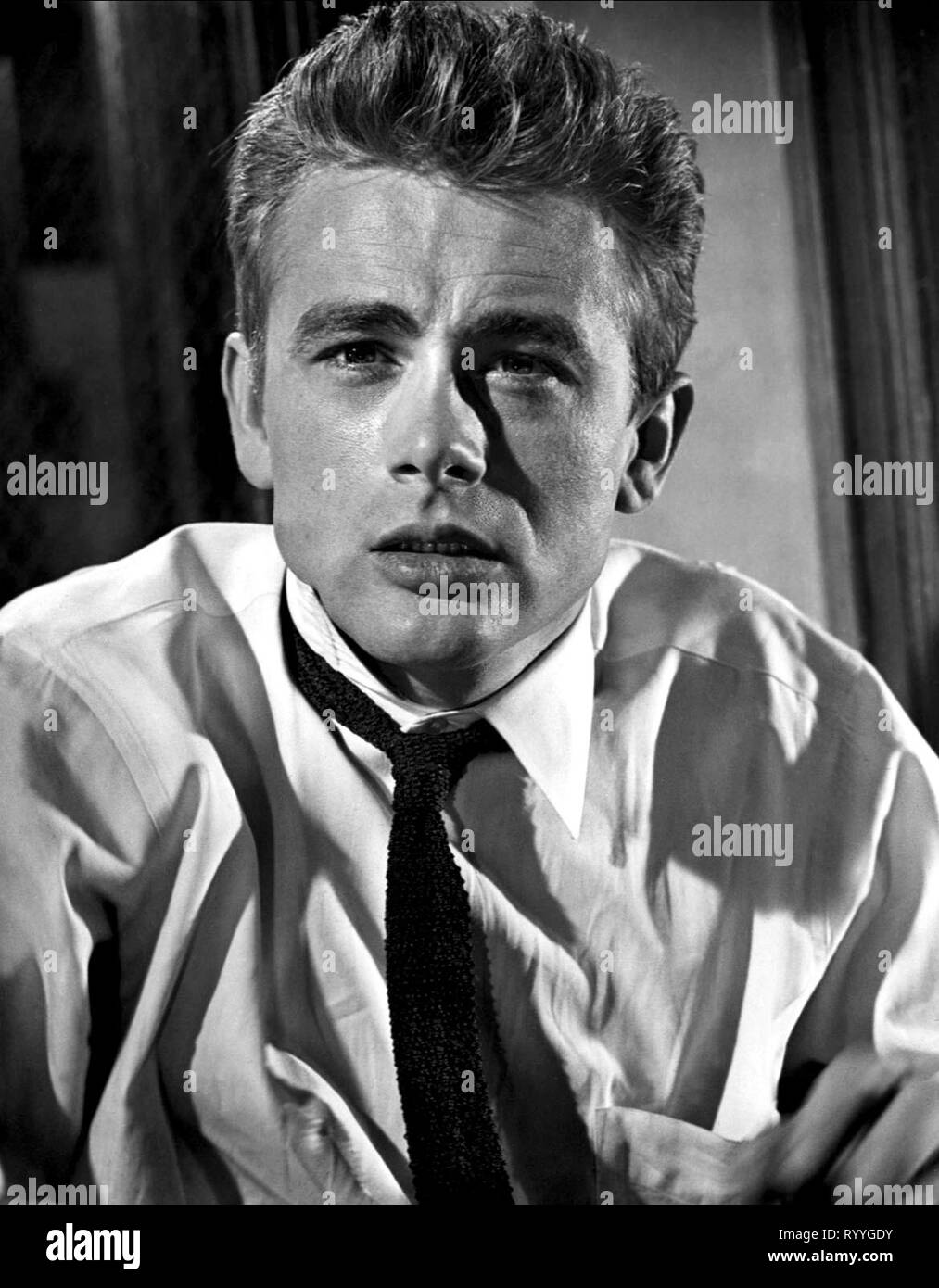 La fureur de vivre james dean hi-res stock photography and images - Alamy
