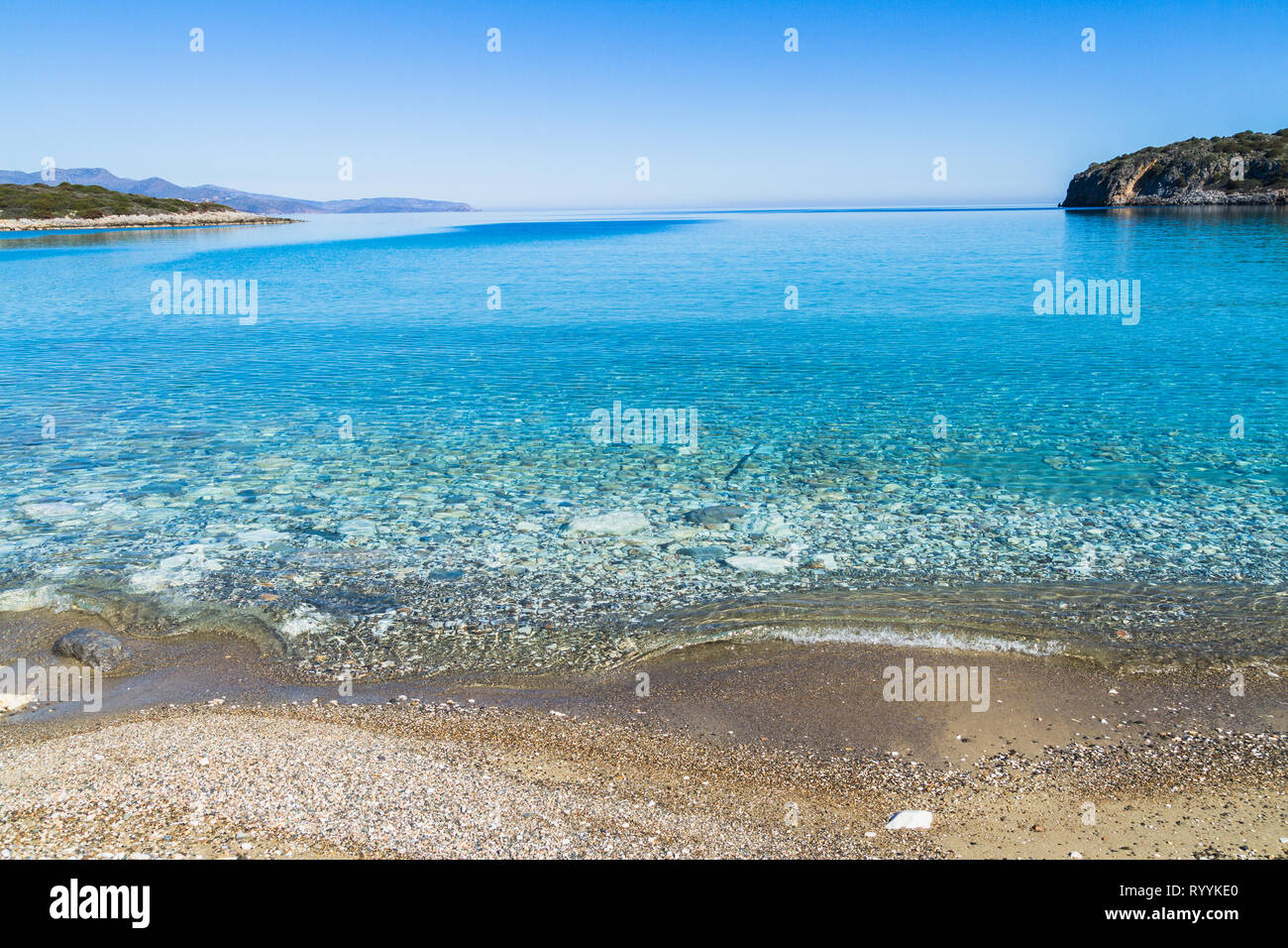 Crystal clear turquoise waters hi-res stock photography and images - Alamy