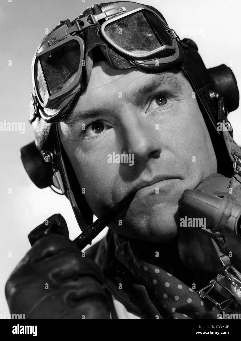 KENNETH MORE, REACH FOR THE SKY, 1956 Stock Photo - Alamy