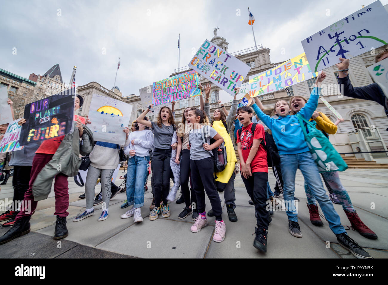 Climate change march 15 2019 usa hi-res stock photography and images ...