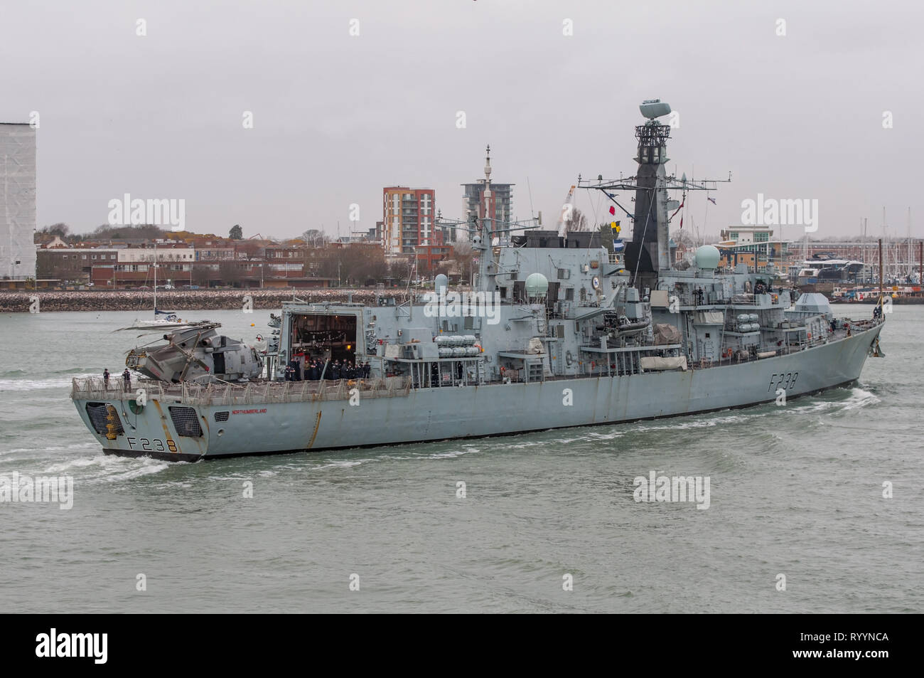 Type 23 frigate on deck hi-res stock photography and images - Alamy