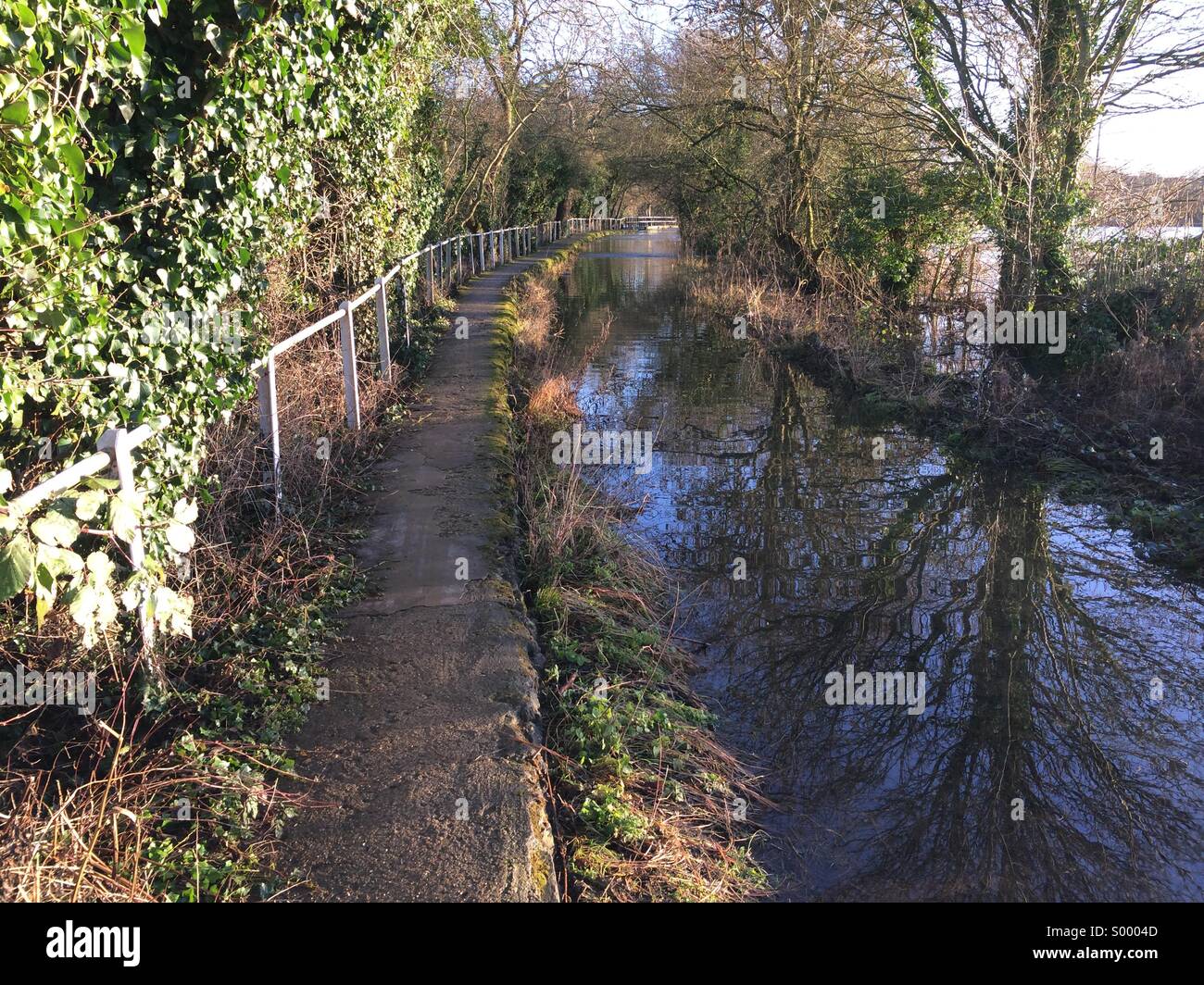 Lock lane floods hi-res stock photography and images - Alamy