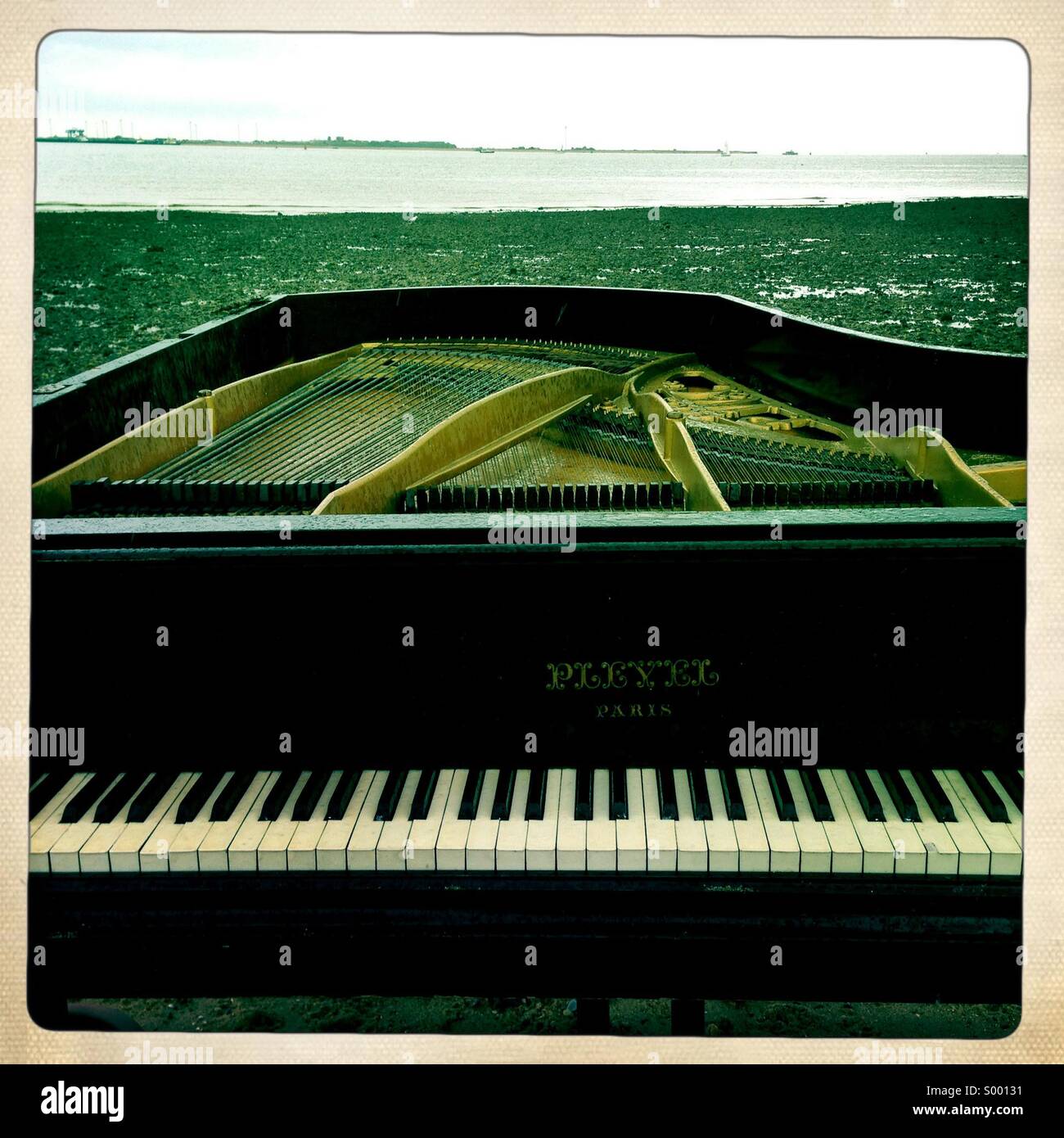 Piano on beach Stock Photo - Alamy