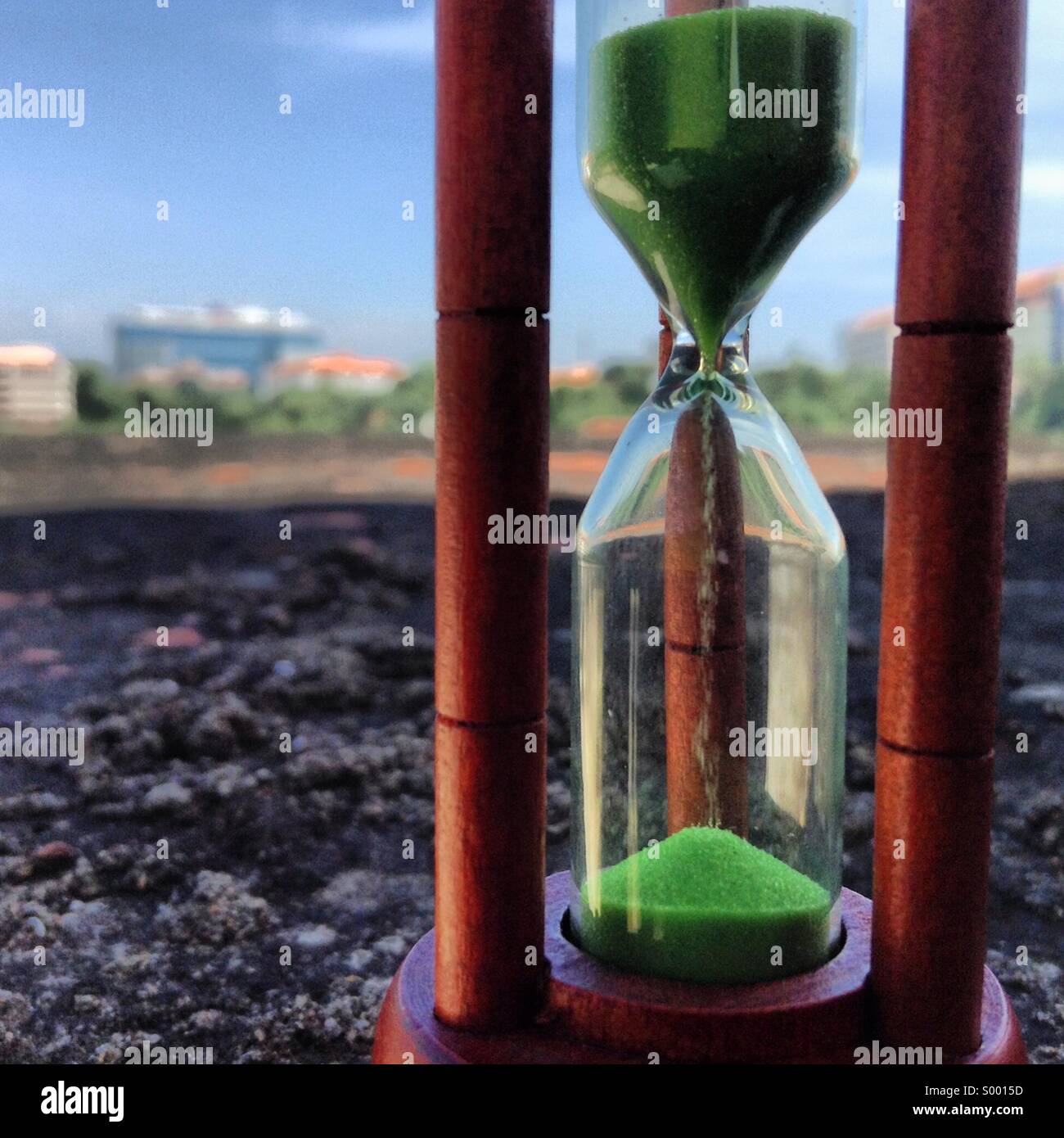Glass fixed hi-res stock photography and images - Alamy