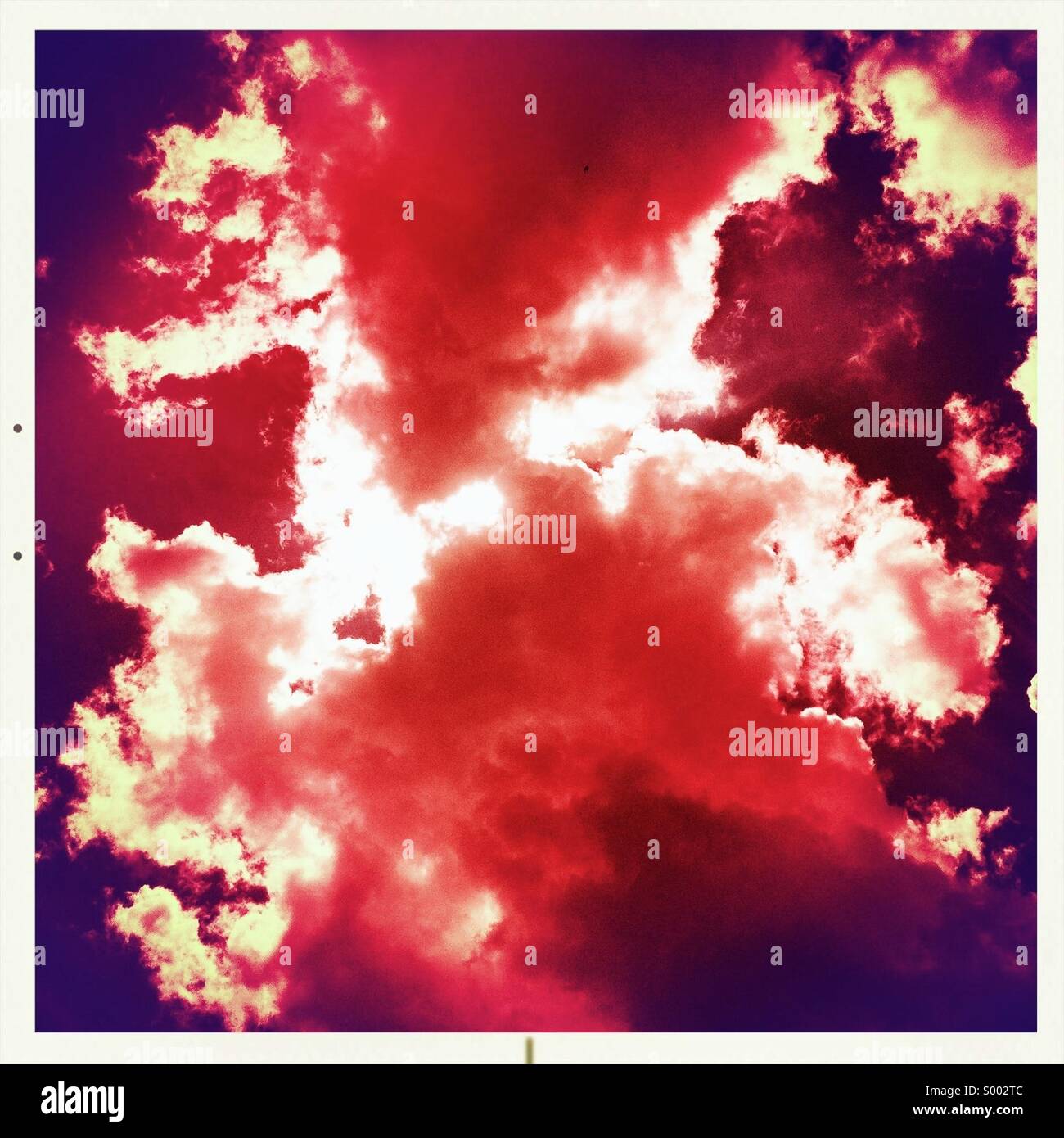 Angry clouds hi-res stock photography and images - Alamy