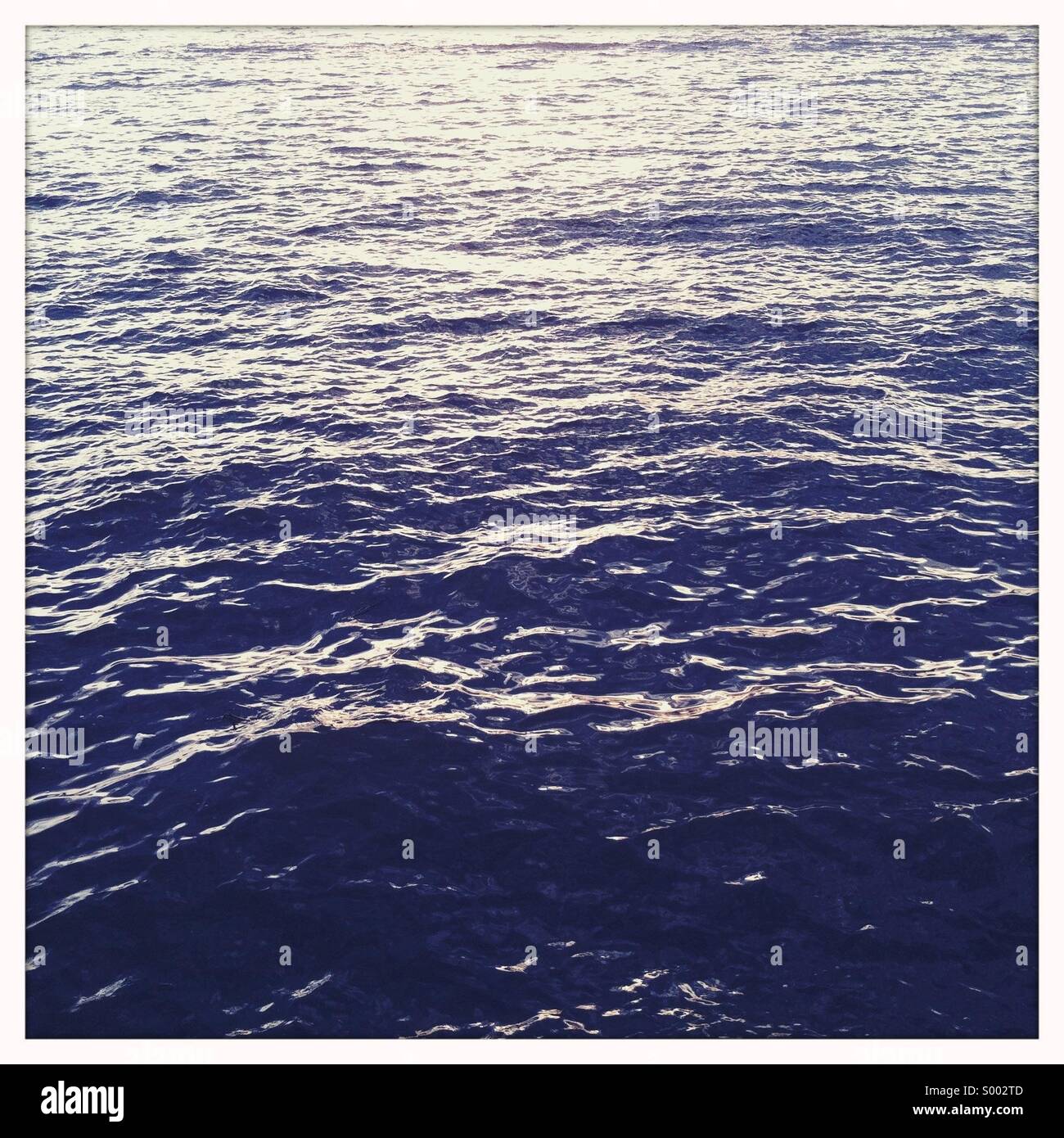 Empty water horizon Stock Photo - Alamy