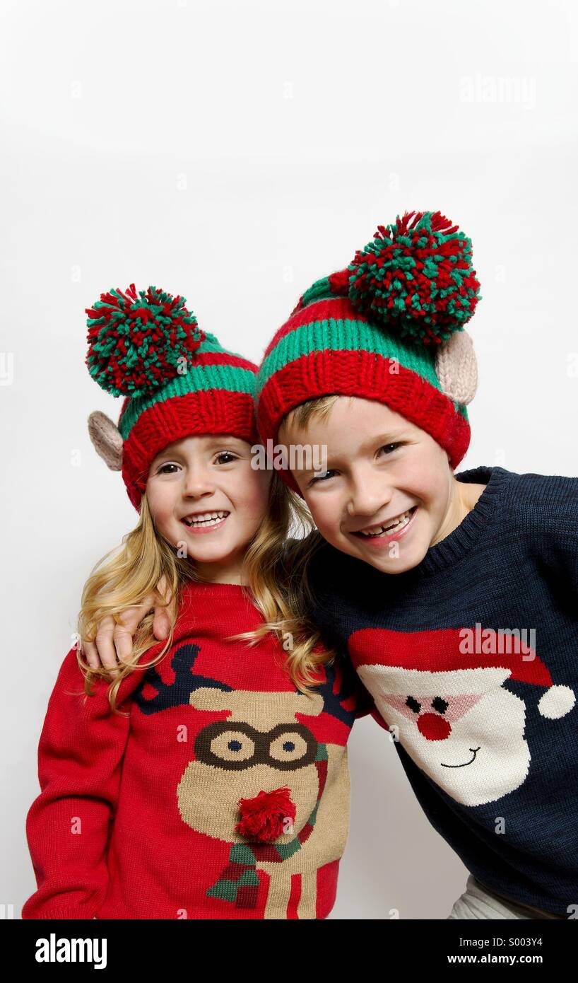 Christmas jumpers hi-res stock photography and images - Alamy