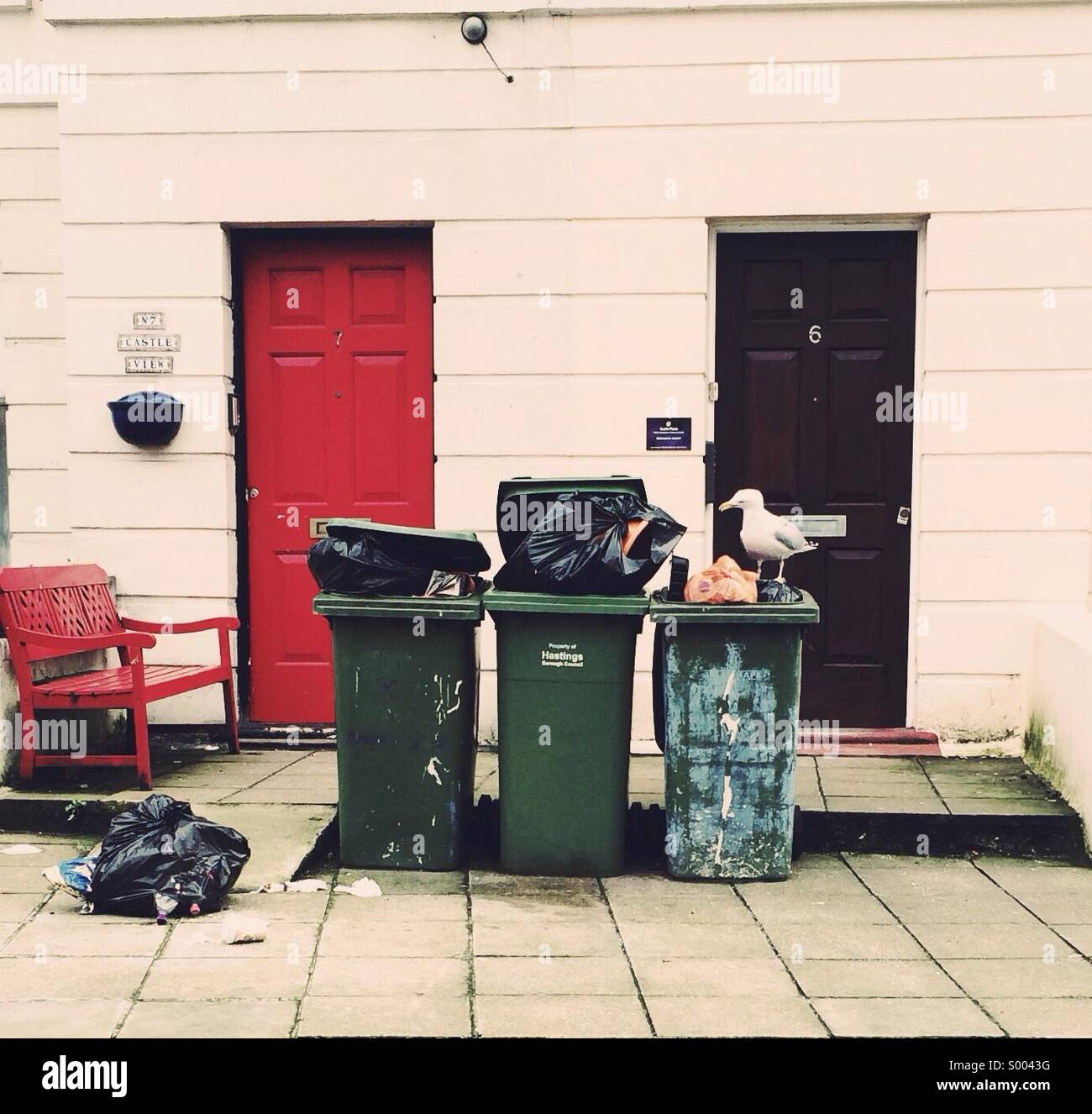 Disgusting bins hi-res stock photography and images - Alamy