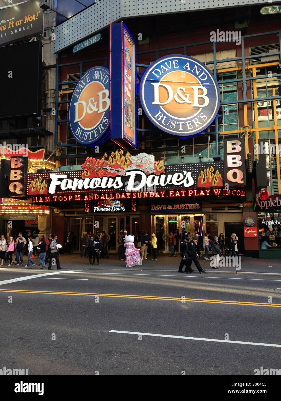 Famous daves hi-res stock photography and images - Alamy