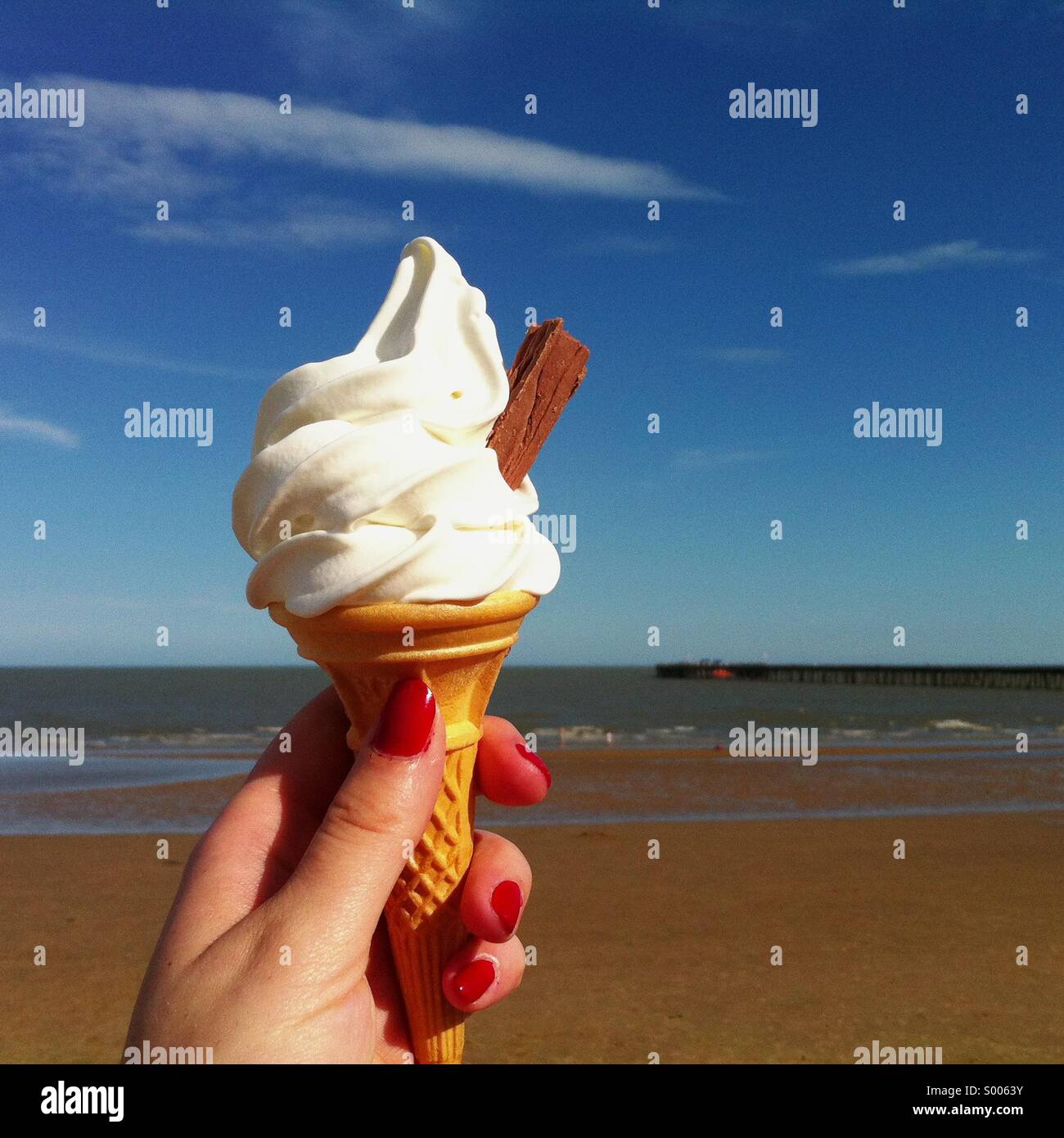 99 ice cream hi-res stock photography and images - Alamy