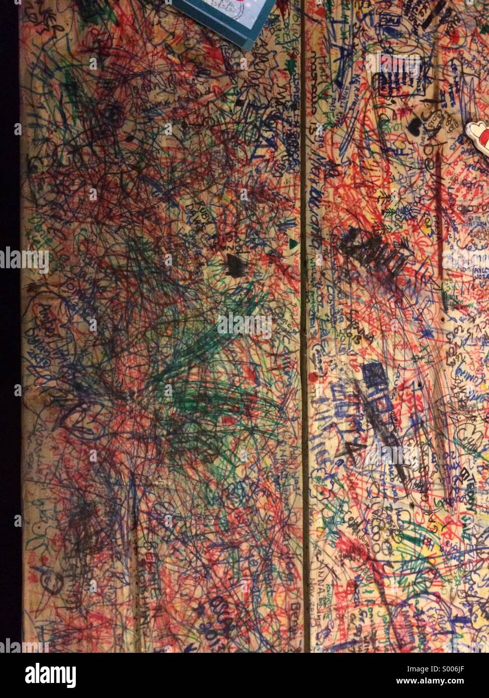 Graffiti table hi-res stock photography and images - Alamy