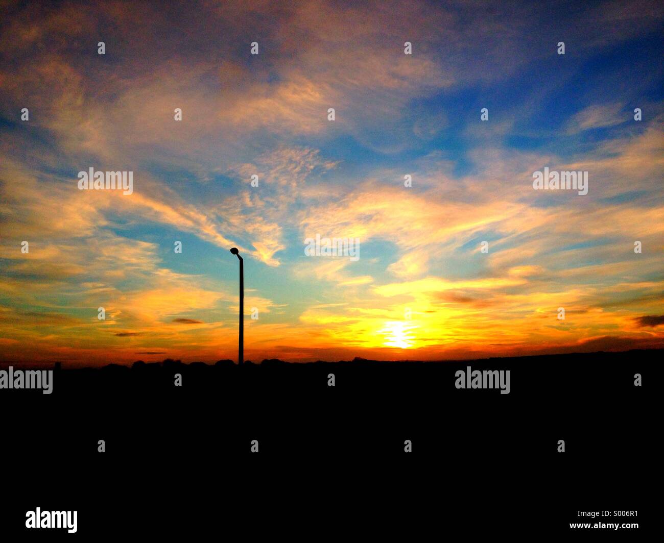 Dramatic_sunrise hi-res stock photography and images - Alamy