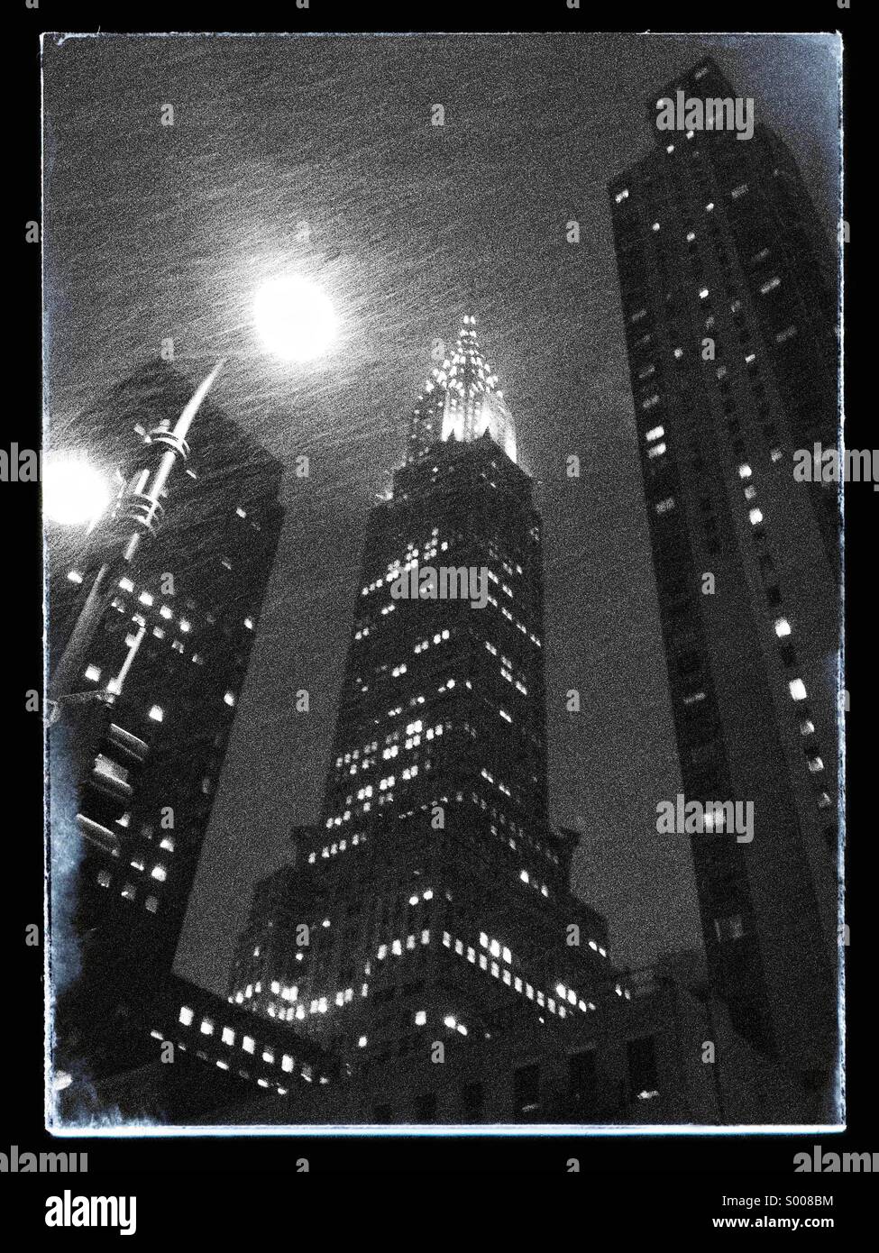 Chrysler Building in a snow storm, New York City Stock Photo - Alamy