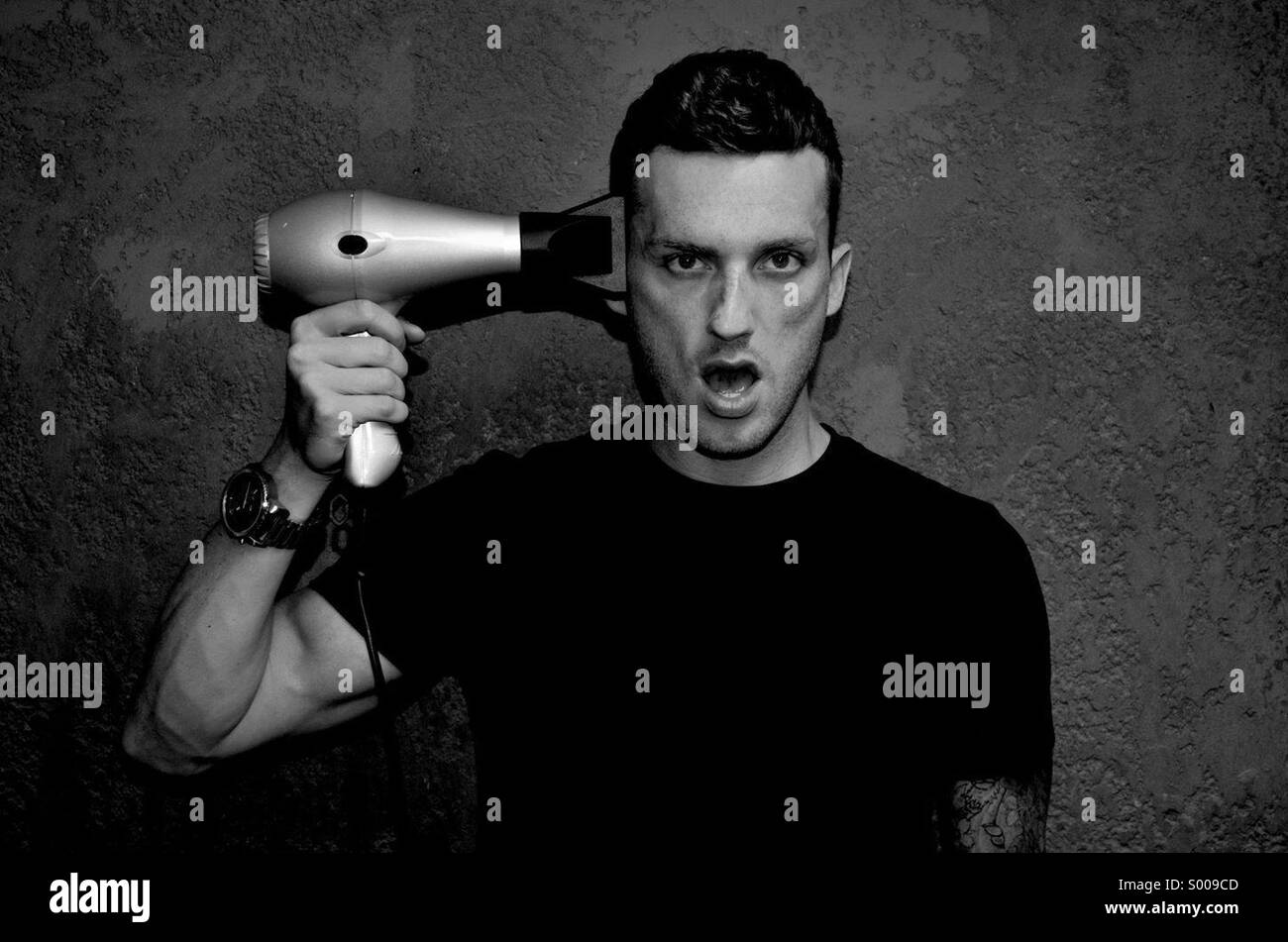 Keep blowing hi-res stock photography and images - Alamy