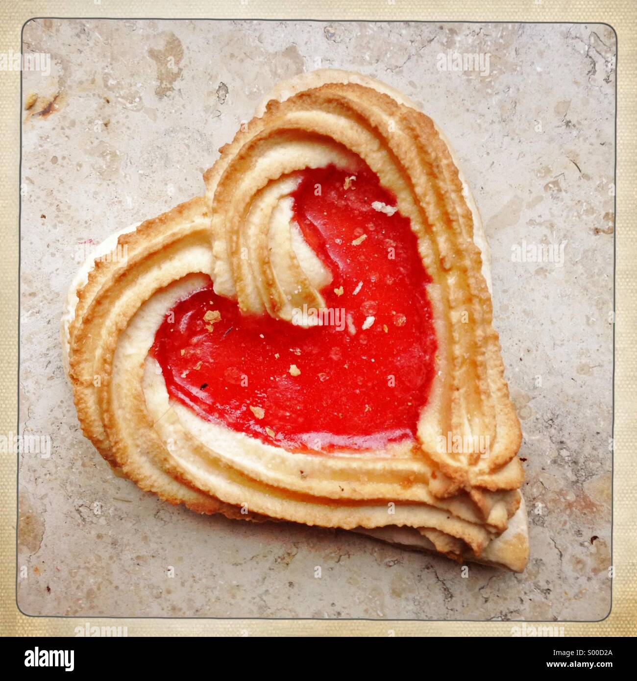 Cookie symbol hi-res stock photography and images - Alamy