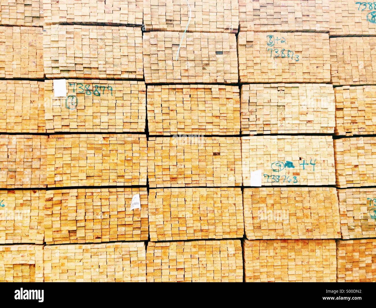 Lumber yard hi-res stock photography and images - Alamy