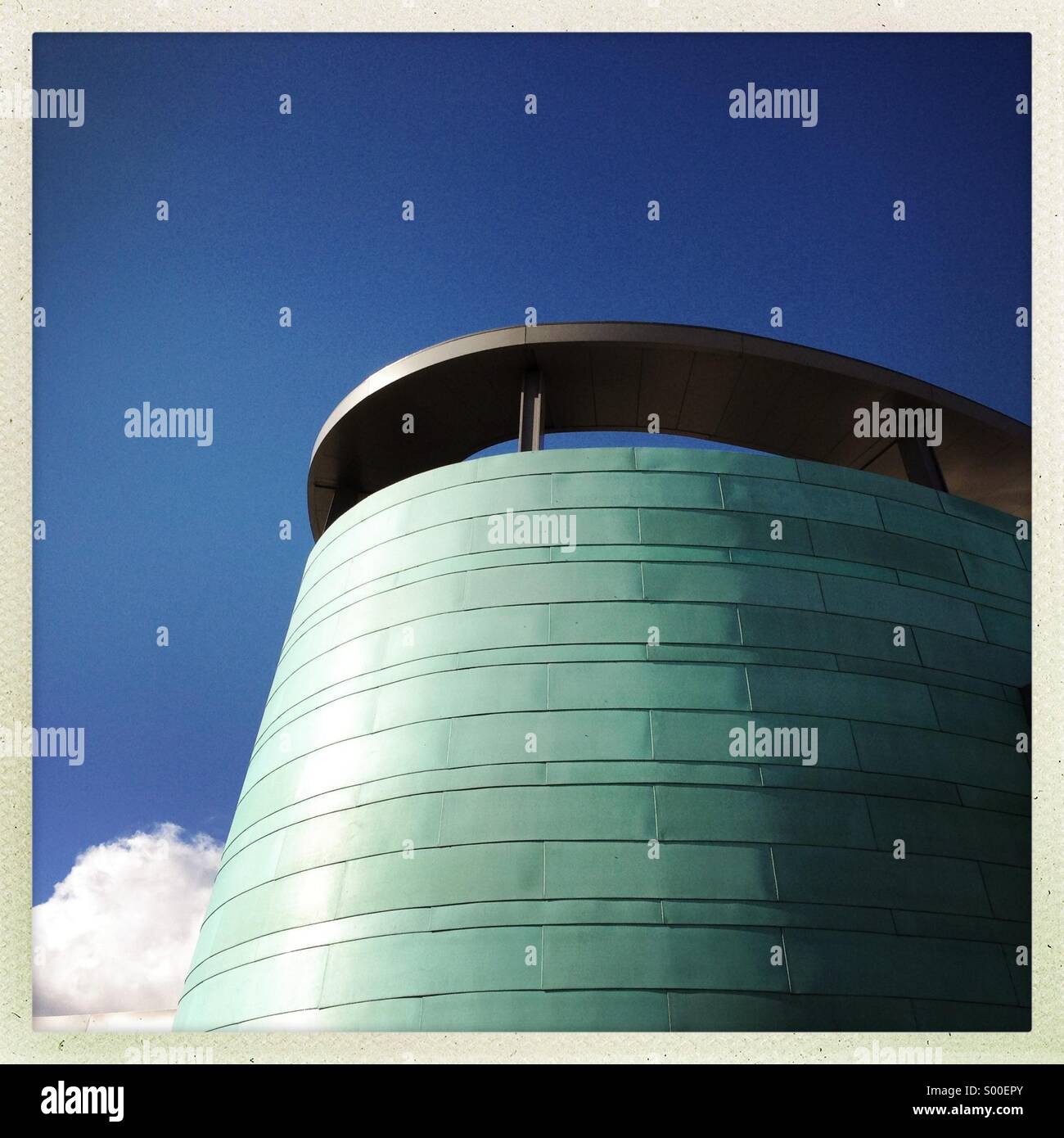 A modern building on a clear sunny day Stock Photo - Alamy