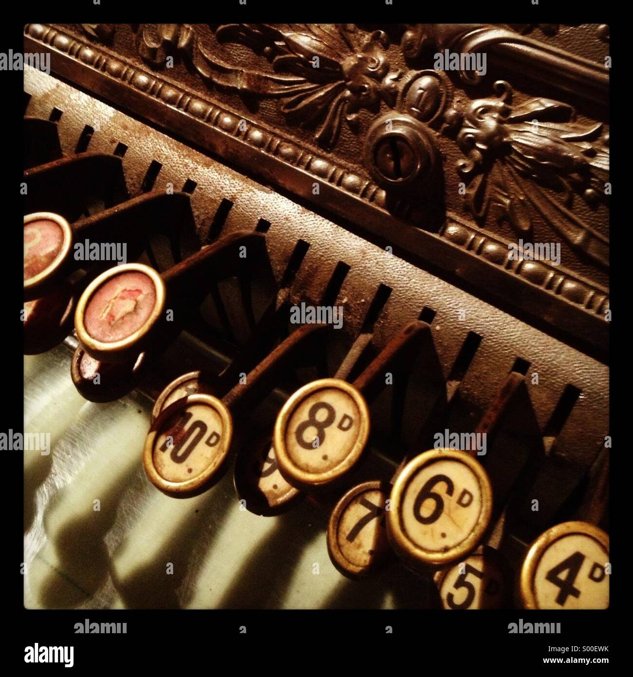 Vintage till cash register keyboard metal Stock Photo - Alamy