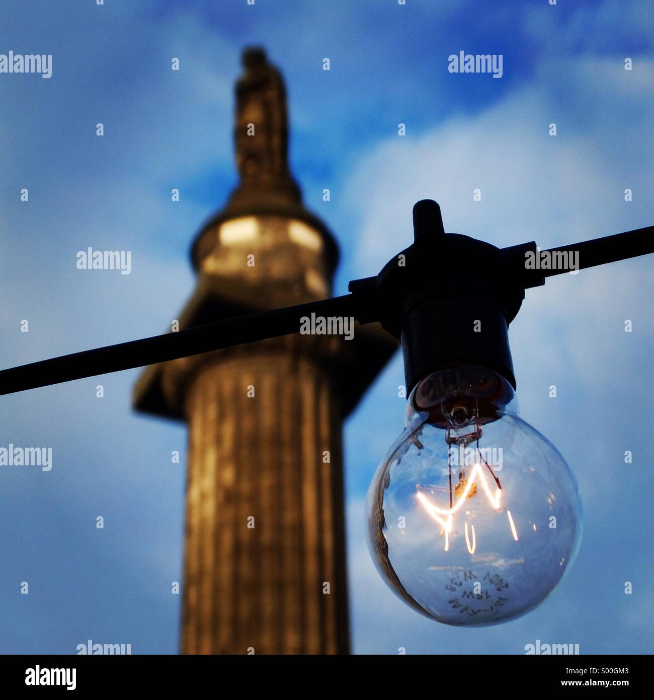 Light bulb moment hi-res stock photography and images - Alamy