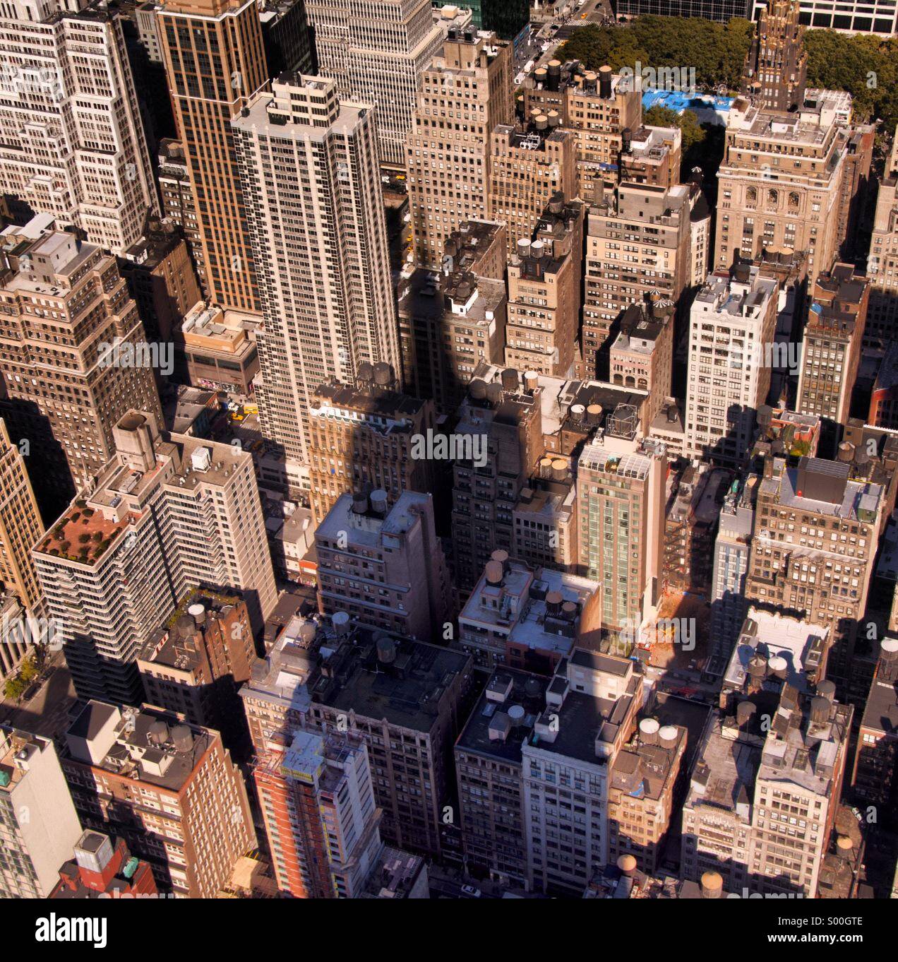 Empire State shadow Stock Photo - Alamy