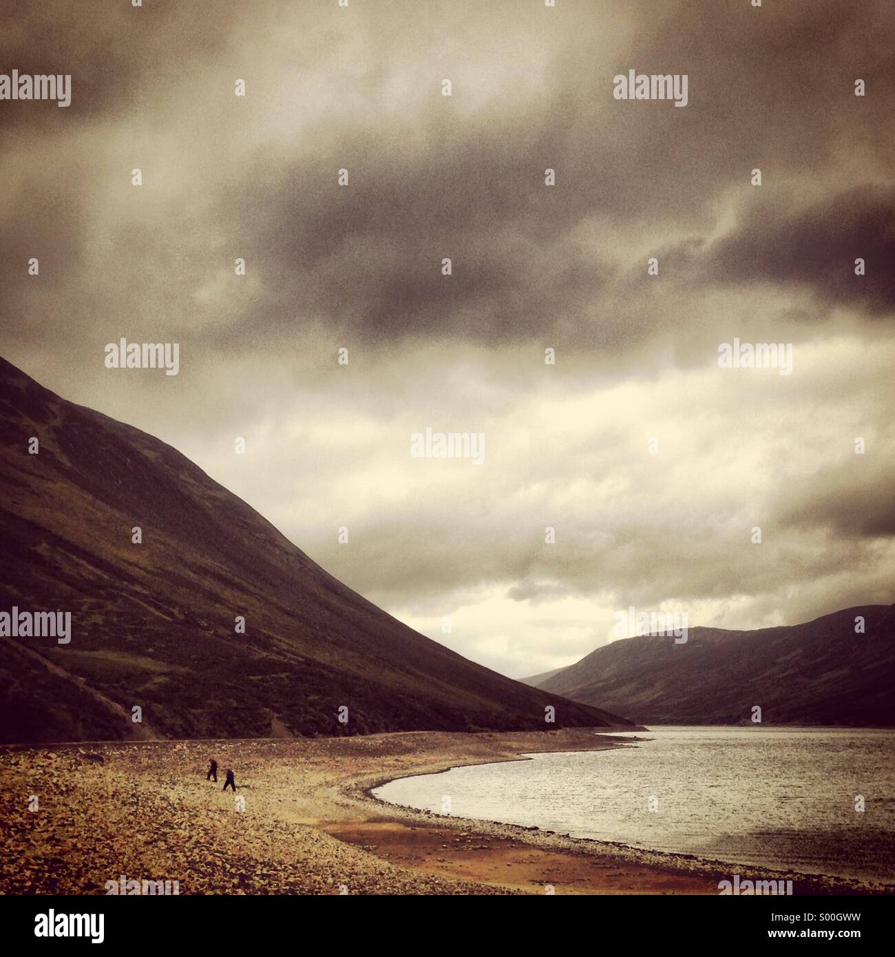 Loch garry perthshire hi-res stock photography and images - Alamy