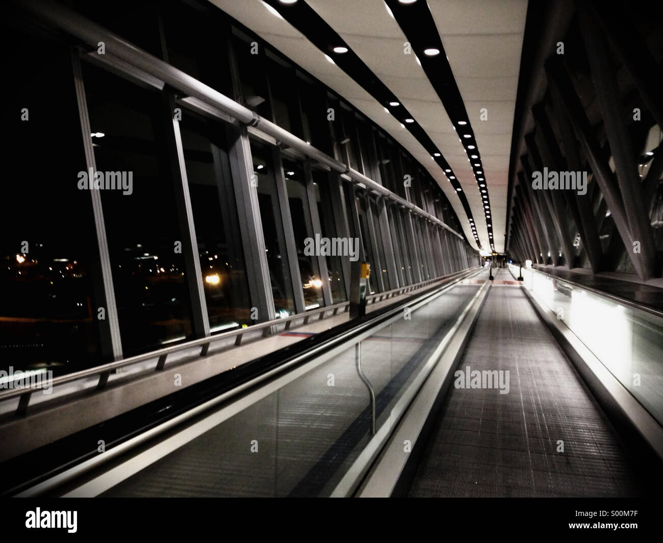 Airport Movement High Resolution Stock Photography and Images - Alamy