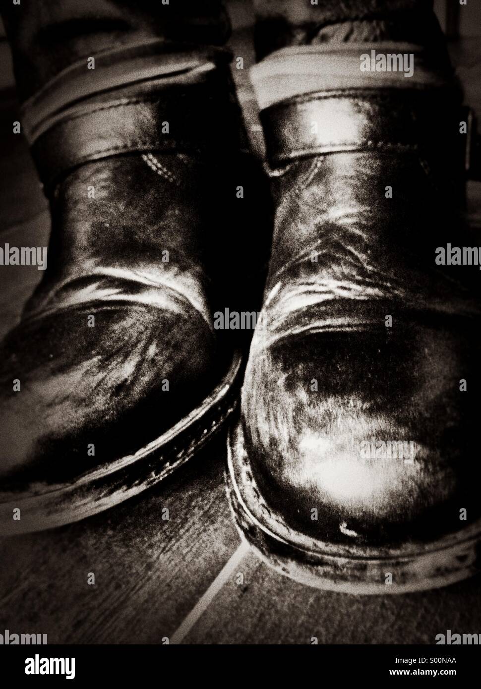 Boots shoes black hi-res stock photography and images - Alamy