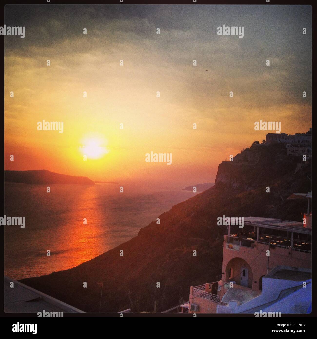 Santorini sunset the caldera hi-res stock photography and images - Alamy