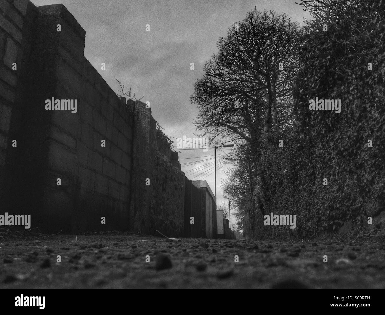 Alley way hi-res stock photography and images - Alamy
