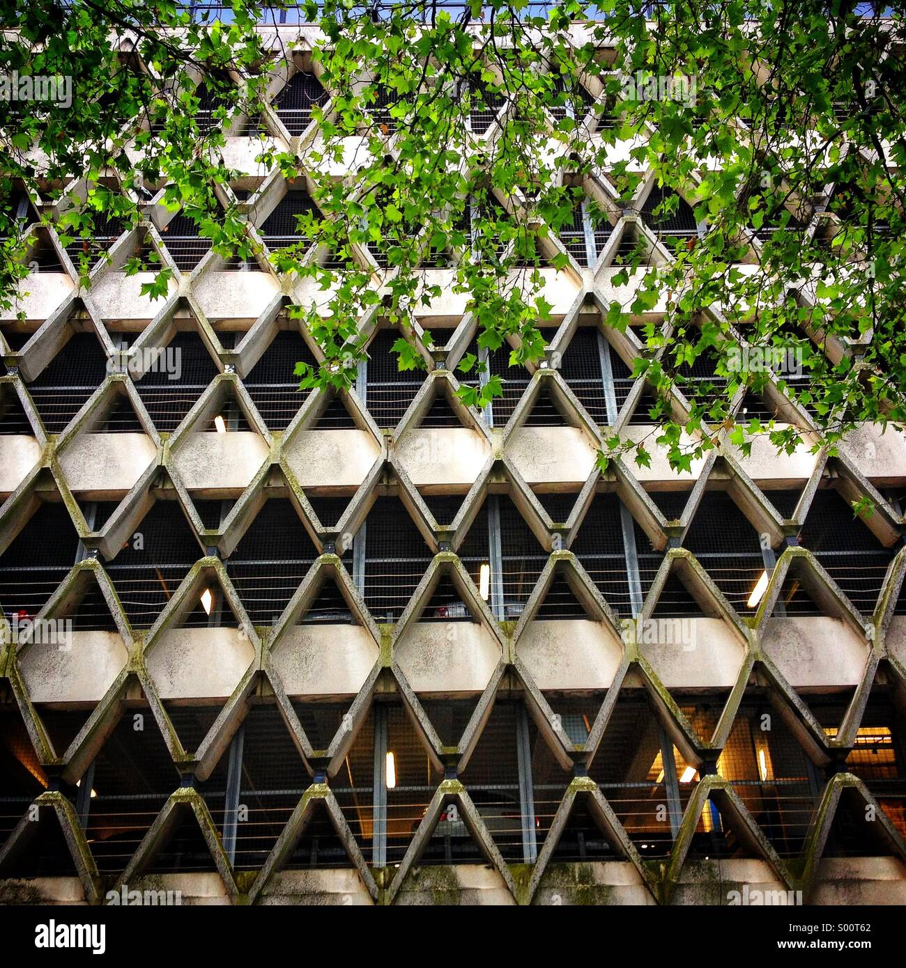 Criss Cross Pattern High Resolution Stock Photography and Images - Alamy