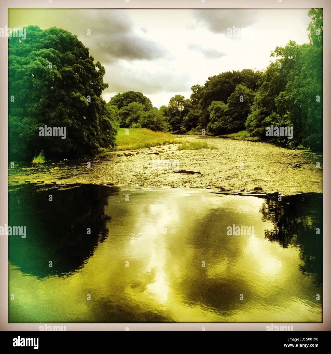 Yorkshire river scene Stock Photo - Alamy