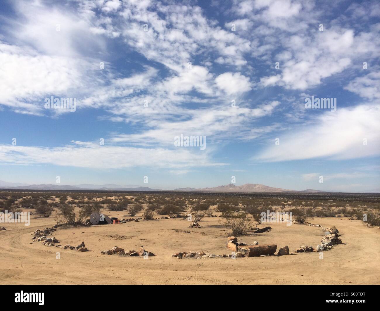 Mohave desert hi-res stock photography and images - Alamy