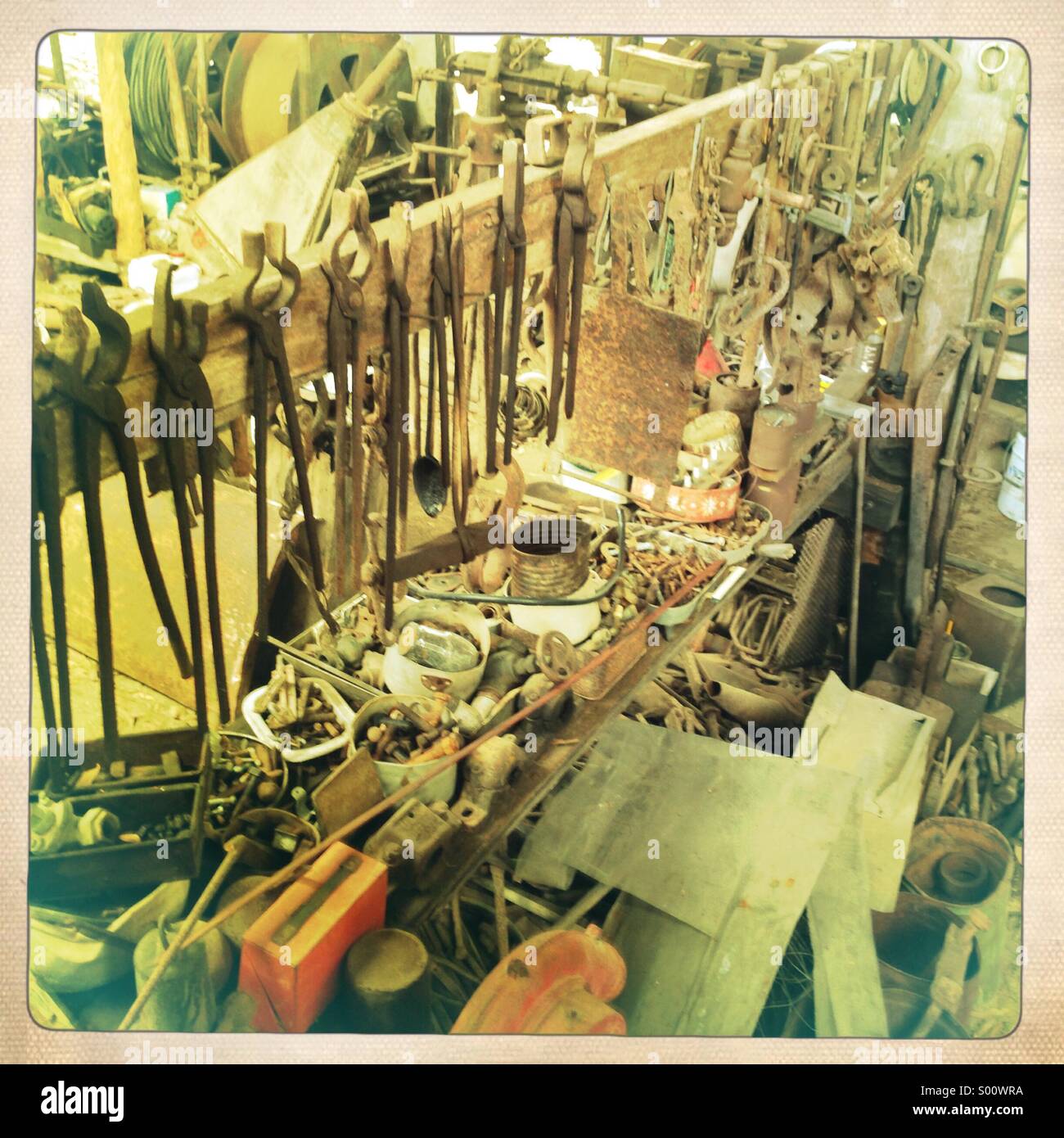 Old workshop hi-res stock photography and images - Alamy