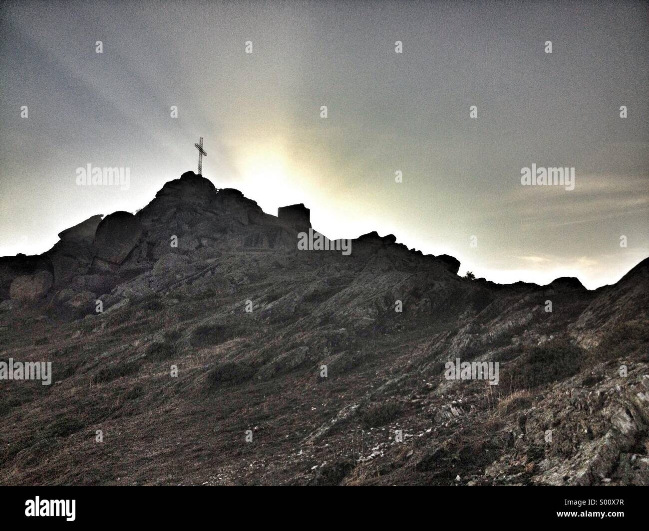 Mountain cross hi-res stock photography and images - Alamy