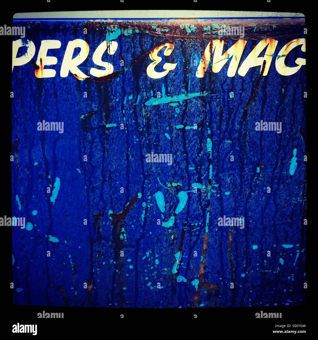 Blue distressed old sign Stock Photo - Alamy