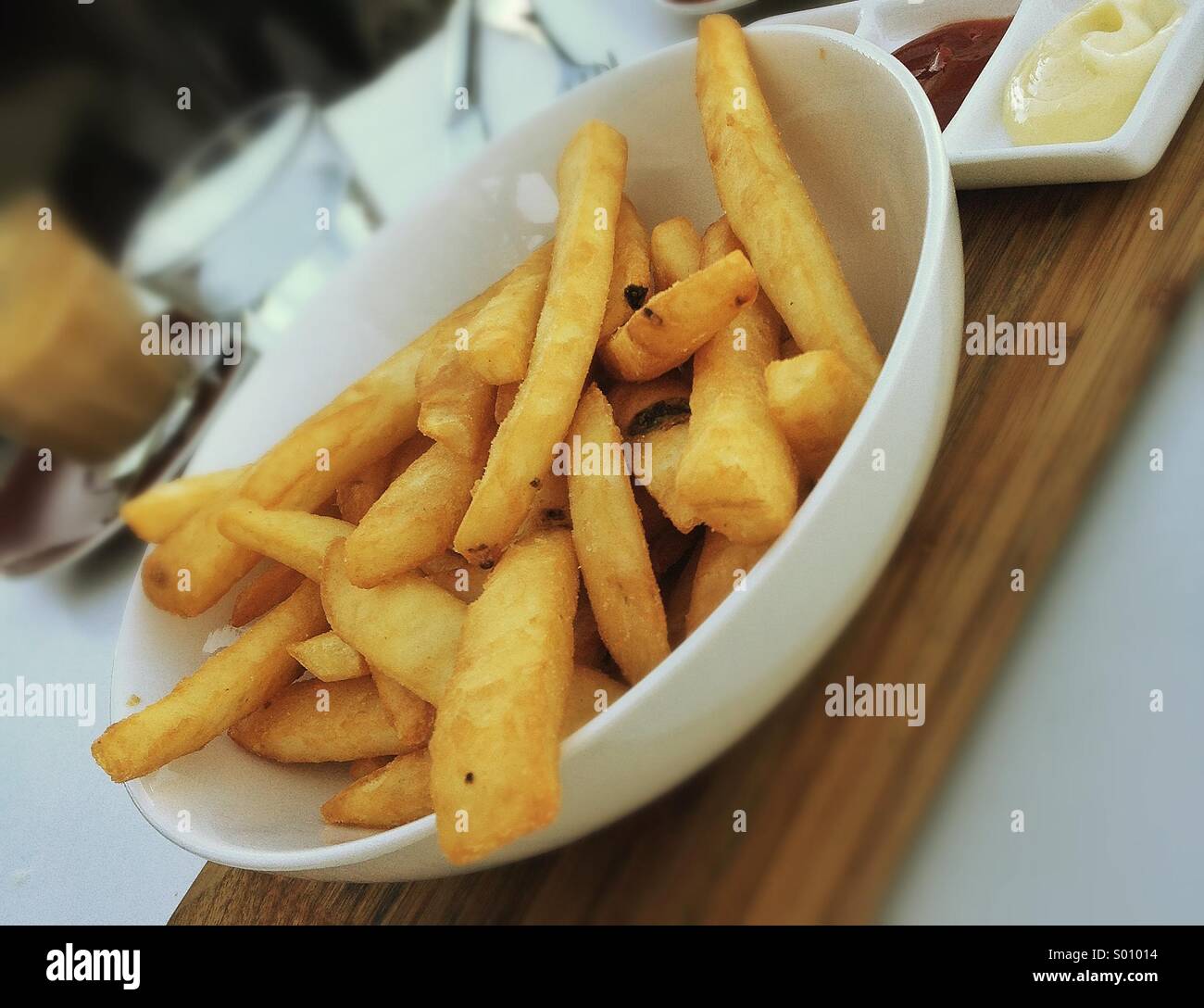Hot chips hi-res stock photography and images - Alamy