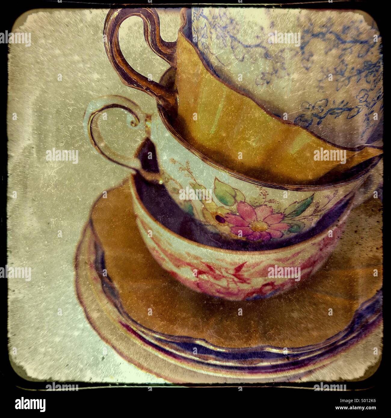 Tea cups vintage hi-res stock photography and images - Alamy