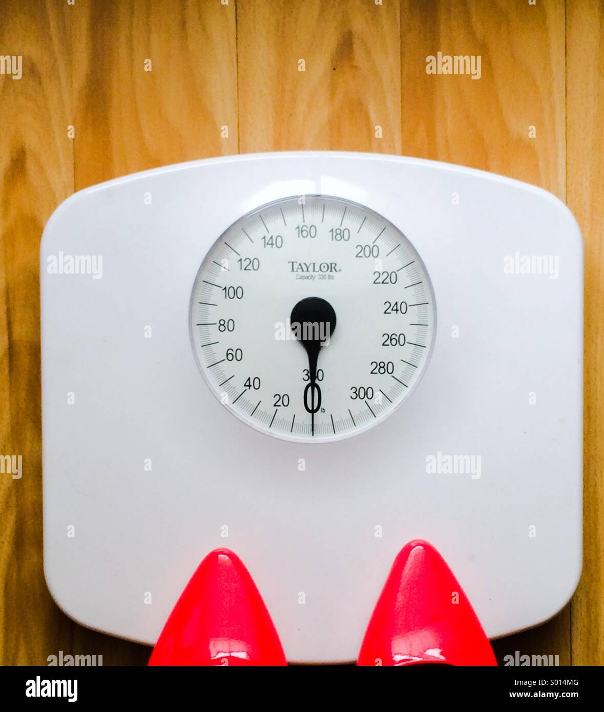 Scale weight shoes hi-res stock photography and images - Alamy