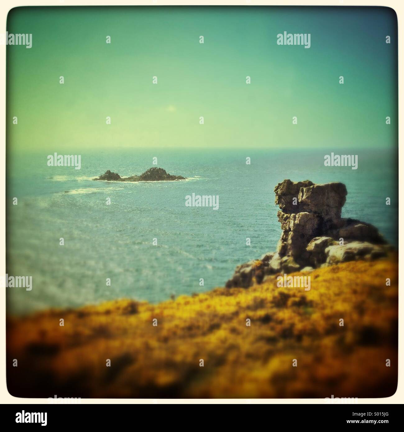 Cornish cliff top hi-res stock photography and images - Alamy