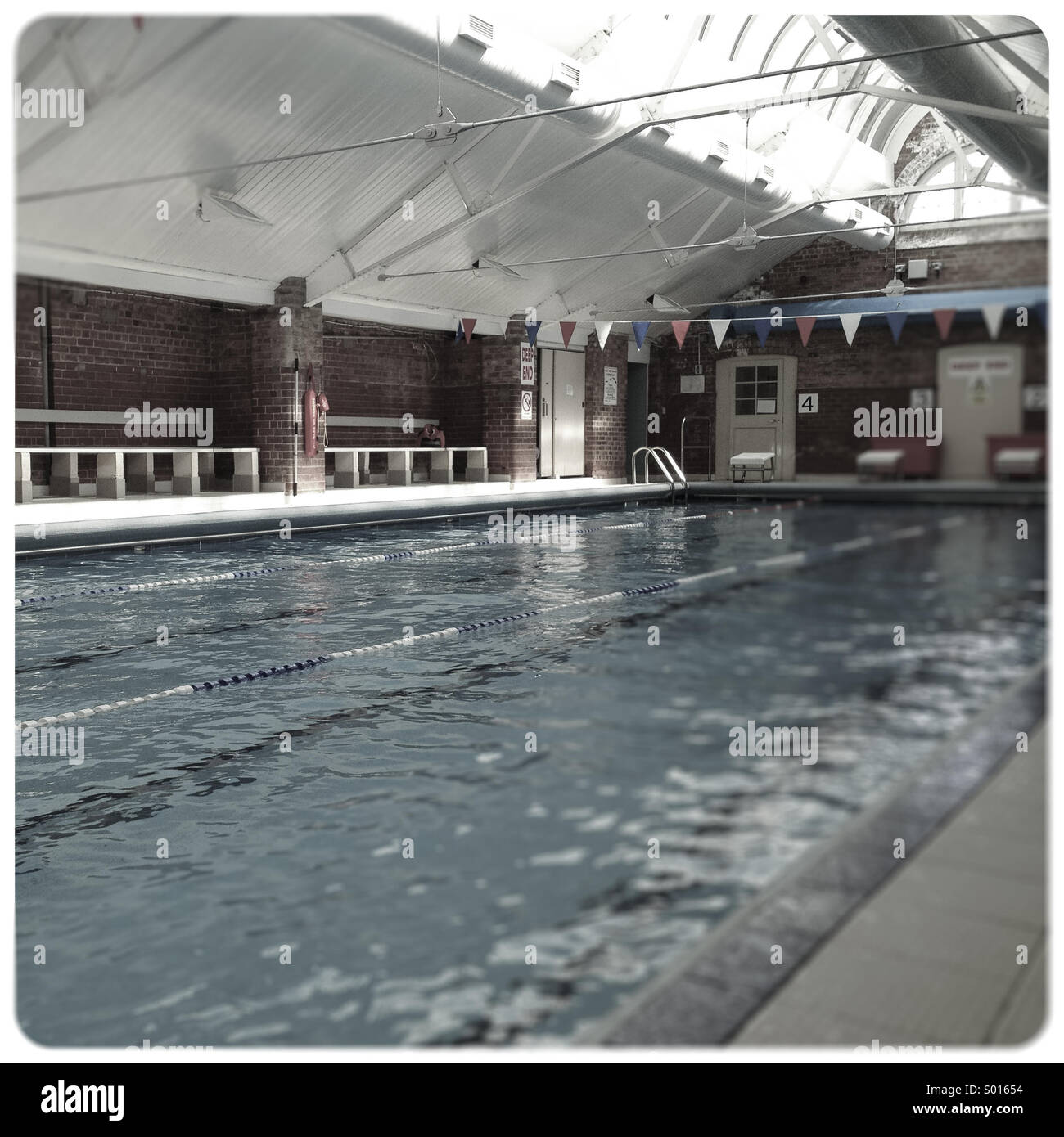 Empty indoor swimming pool hi-res stock photography and images - Alamy