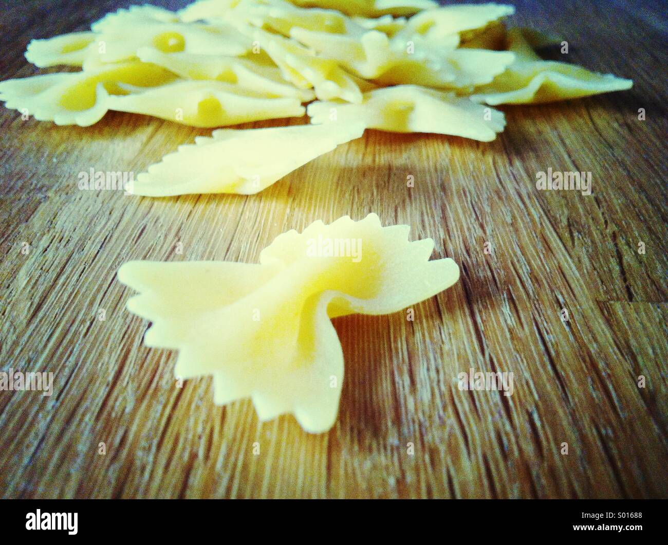 Pasta bow hi-res stock photography and images - Alamy