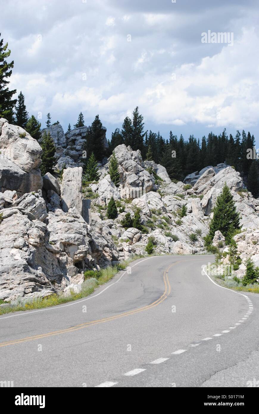 Yellowstone road hi-res stock photography and images - Alamy