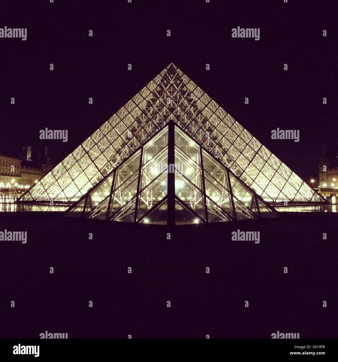 Louvre Triangle High Resolution Stock Photography and Images - Alamy