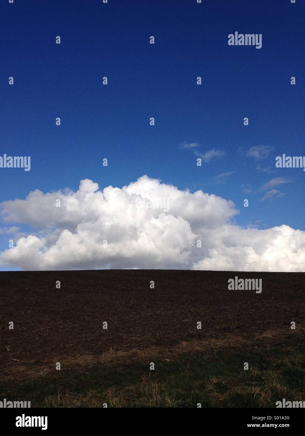 Dramatic horizon hi-res stock photography and images - Alamy