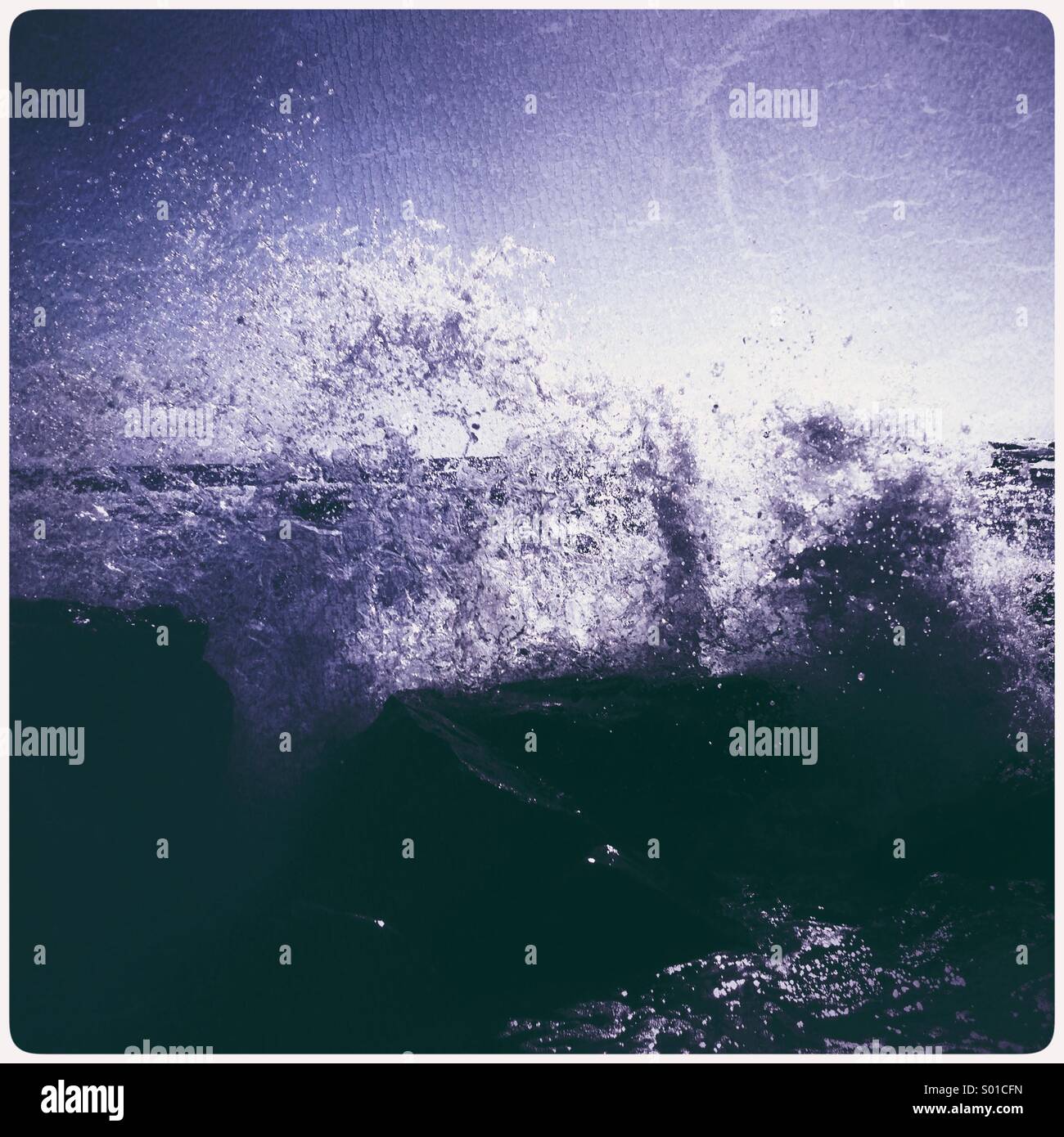 Sea crashing over rocks hi-res stock photography and images - Alamy