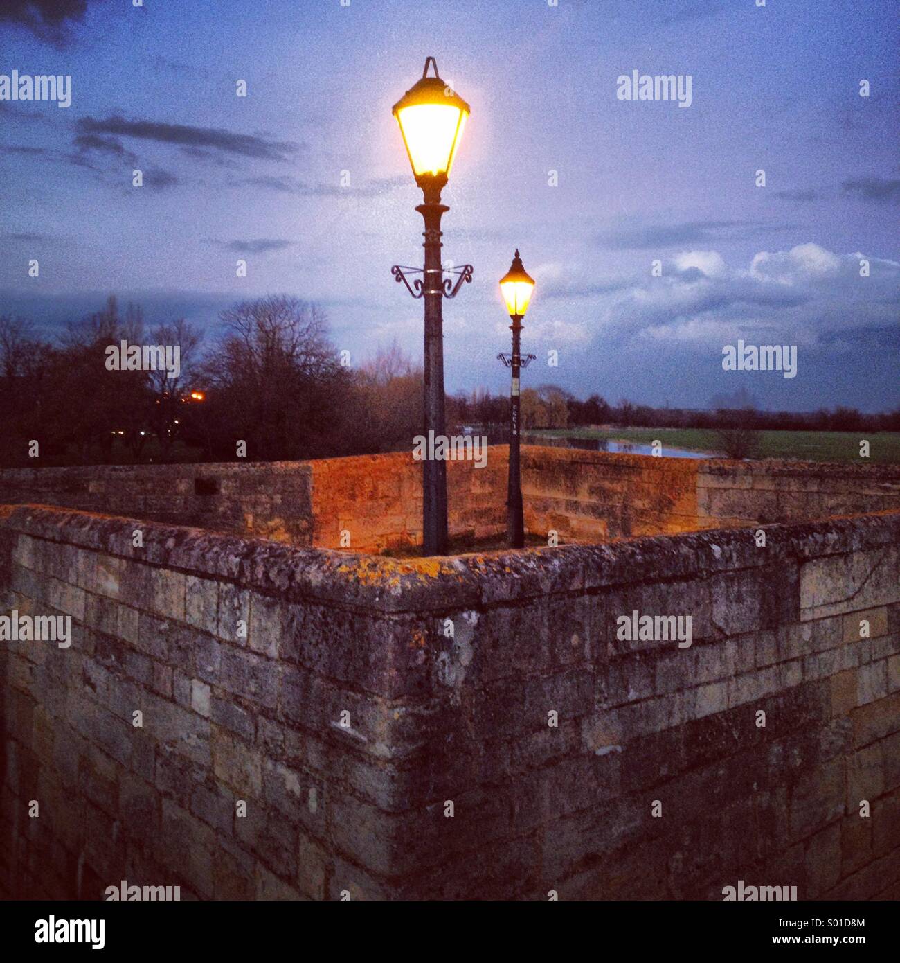 Old lamp posts hi-res stock photography and images - Alamy