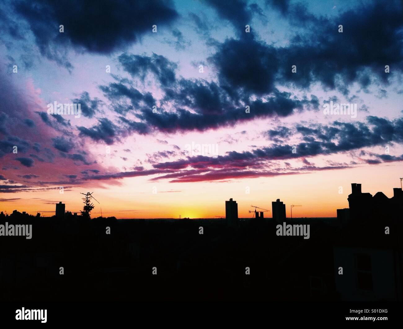 Suburban skyline hi-res stock photography and images - Alamy